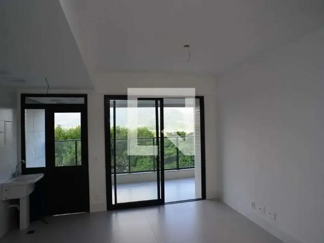 Apartamento para Venda em Rio de Janeiro/RJ Barra da Tijuca 2 Quartos