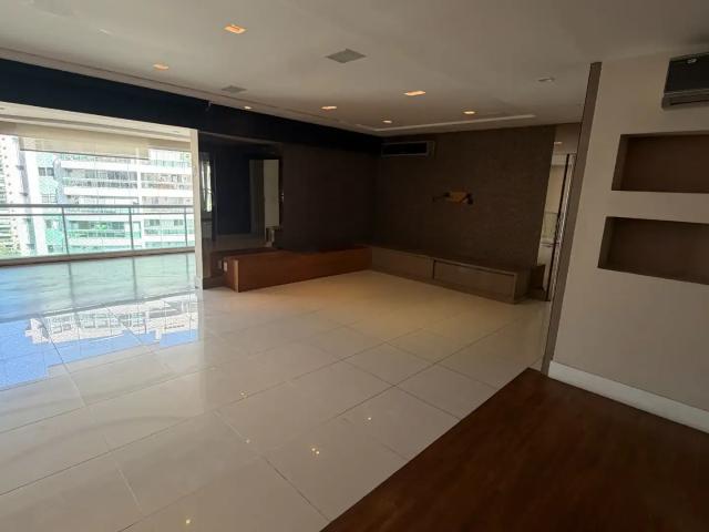 Apartamento para Venda em Rio de Janeiro/RJ Barra da Tijuca 3 Quartos