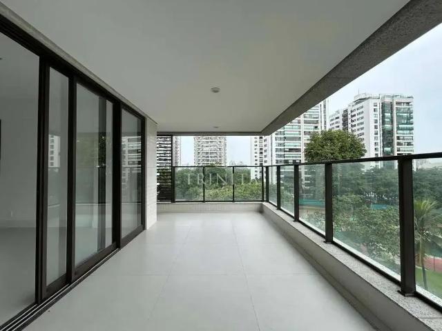 Apartamento para Venda em Rio de Janeiro/RJ Barra da Tijuca 3 Quartos