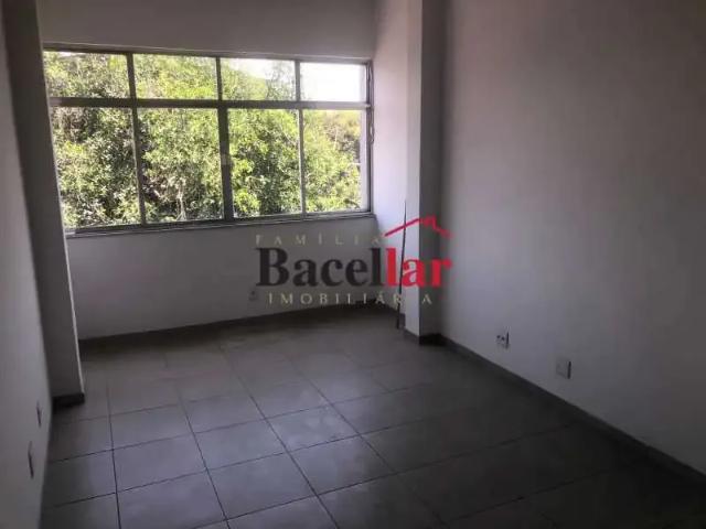 Apartamento para Venda em Rio de Janeiro/RJ Benfica 2 Quartos