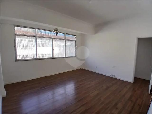 Apartamento para Venda em Rio de Janeiro/RJ Grajaú 2 Quartos