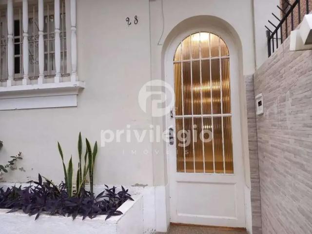 Apartamento para Venda em Rio de Janeiro/RJ Grajaú 2 Quartos