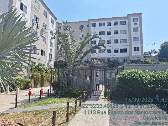 Apartamento para Venda em Rio de Janeiro/RJ Engenheiro Leal 2 Quartos