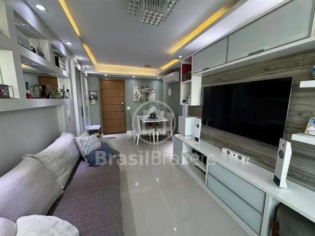 Apartamento para Venda em Rio de Janeiro/RJ Engenho de Dentro 2 Quartos