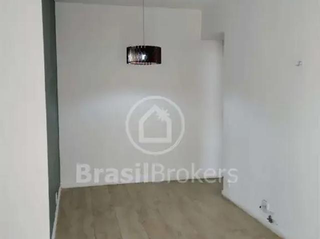 Apartamento para Venda em Rio de Janeiro/RJ Engenho de Dentro 2 Quartos