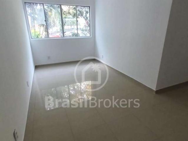 Apartamento para Venda em Rio de Janeiro/RJ Freguesia Jacarepaguá 2 Quartos
