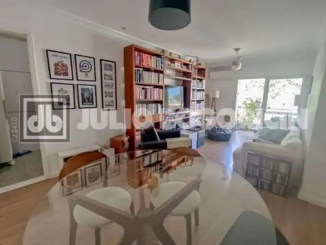 Apartamento para Venda em Rio de Janeiro/RJ Humaitá 2 Quartos