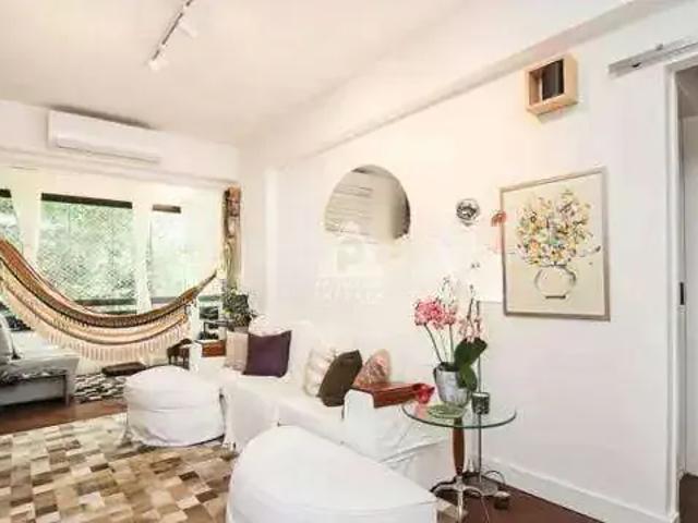 Apartamento para Venda em Rio de Janeiro/RJ Humaitá 2 Quartos