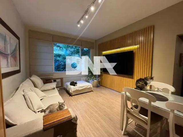 Apartamento para Venda em Rio de Janeiro/RJ Humaitá 2 Quartos