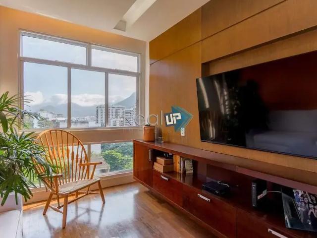 Apartamento para Venda em Rio de Janeiro/RJ Humaitá 2 Quartos