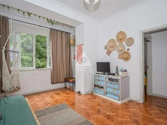Apartamento para Venda em Rio de Janeiro/RJ Humaitá 2 Quartos