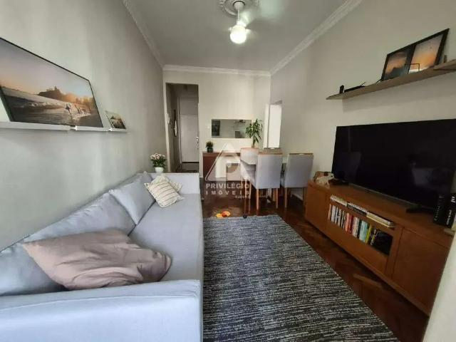 Apartamento para Venda em Rio de Janeiro/RJ Humaitá 2 Quartos