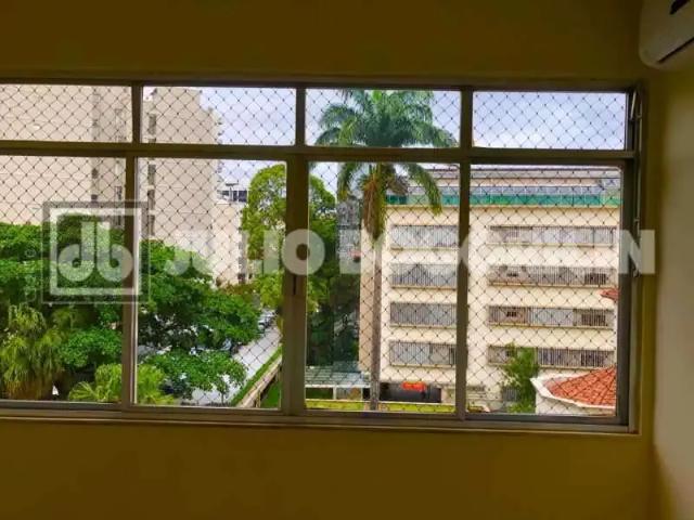 Apartamento para Venda em Rio de Janeiro/RJ Humaitá 2 Quartos