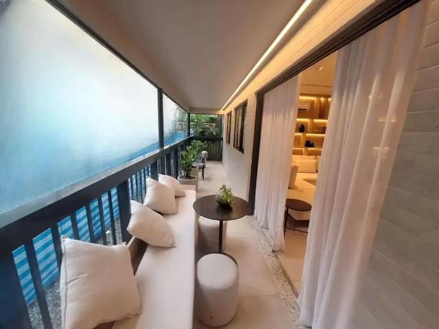 Apartamento para Venda em Rio de Janeiro/RJ Humaitá 2 Quartos