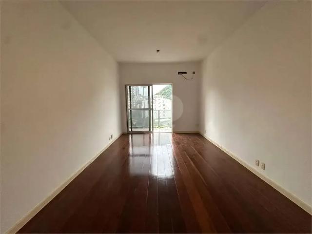 Apartamento para Venda em Rio de Janeiro/RJ Humaitá 2 Quartos