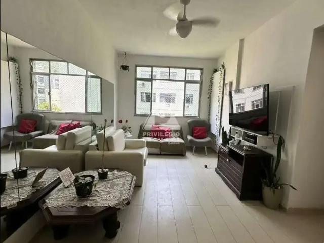 Apartamento para Venda em Rio de Janeiro/RJ Humaitá 2 Quartos