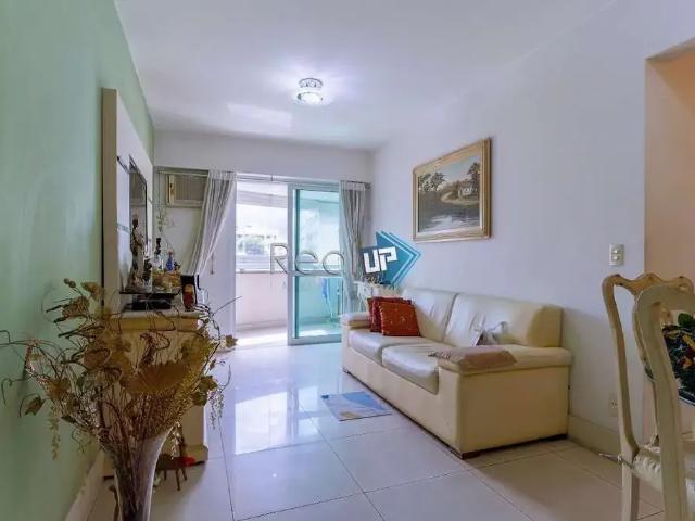 Apartamento para Venda em Rio de Janeiro/RJ Humaitá 2 Quartos