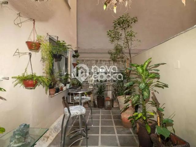Apartamento para Venda em Rio de Janeiro/RJ Humaitá 2 Quartos