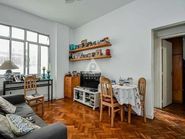 Apartamento para Venda em Rio de Janeiro/RJ Humaitá 2 Quartos
