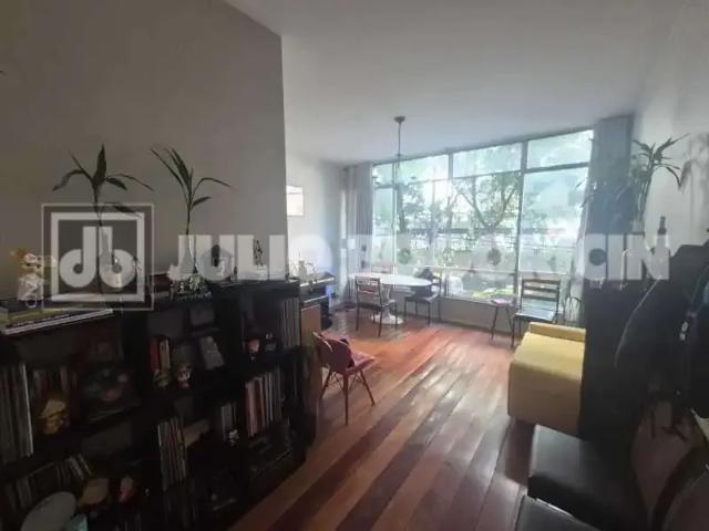 Apartamento para Venda em Rio de Janeiro/RJ Humaitá 2 Quartos