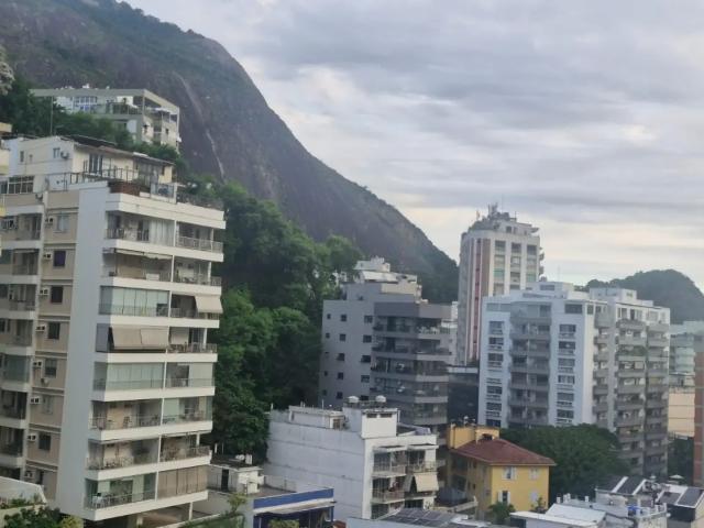 Apartamento para Venda em Rio de Janeiro/RJ Humaitá 3 Quartos
