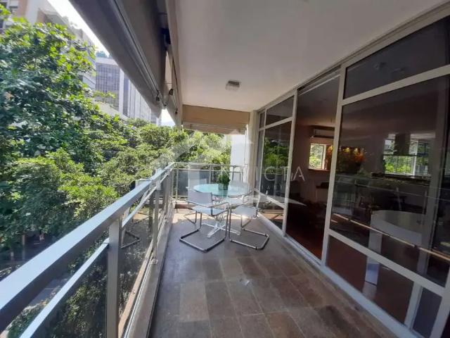 Apartamento para Venda em Rio de Janeiro/RJ Ipanema 4 Quartos