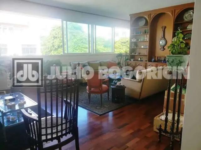 Apartamento para Venda em Rio de Janeiro/RJ Ipanema 4 Quartos