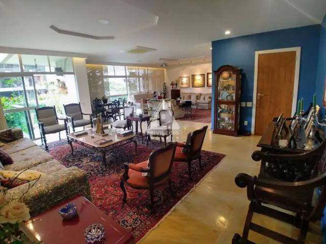 Apartamento para Venda em Rio de Janeiro/RJ Ipanema 4 Quartos