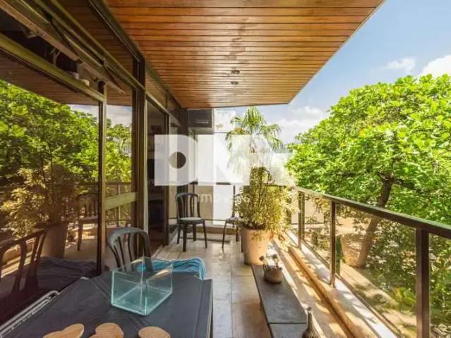 Apartamento para Venda em Rio de Janeiro/RJ Ipanema 4 Quartos