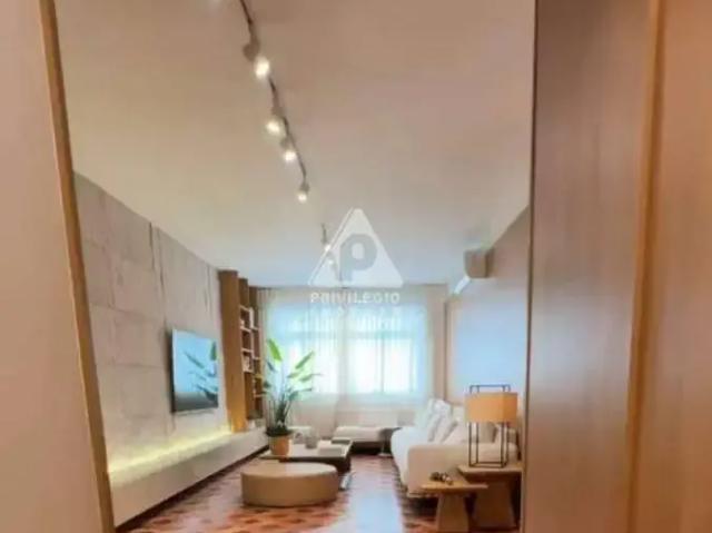 Apartamento para Venda em Rio de Janeiro/RJ Ipanema 5 Quartos
