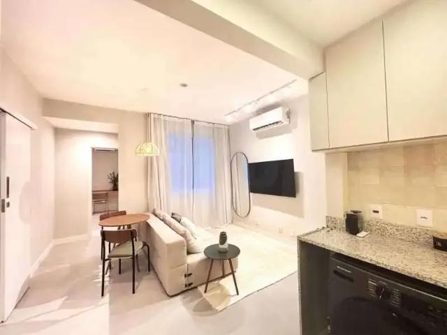 Apartamento para Venda em Rio de Janeiro/RJ Ipanema 2 Quartos