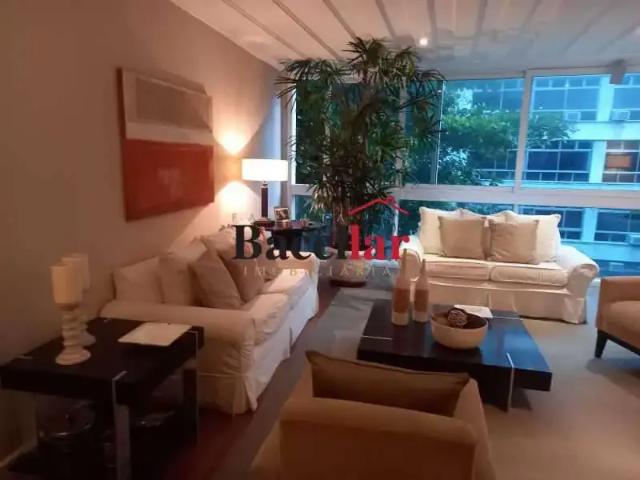 Apartamento para Venda em Rio de Janeiro/RJ Ipanema 3 Quartos