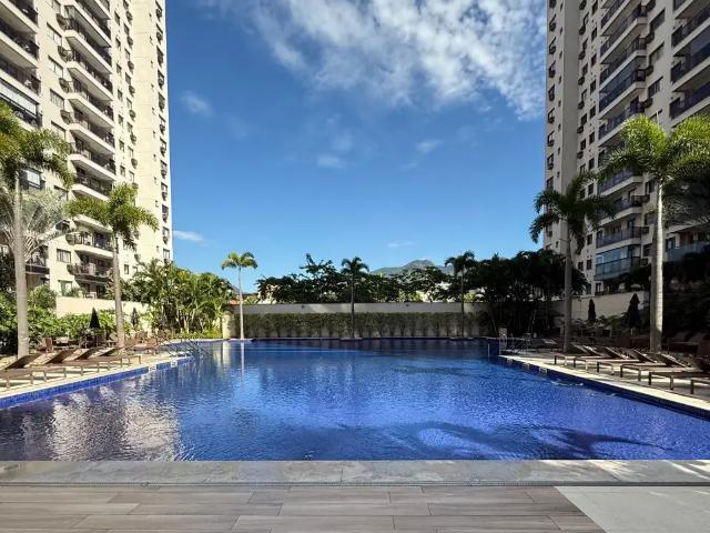 Apartamento para Venda em Rio de Janeiro/RJ Jacarepaguá 2 Quartos