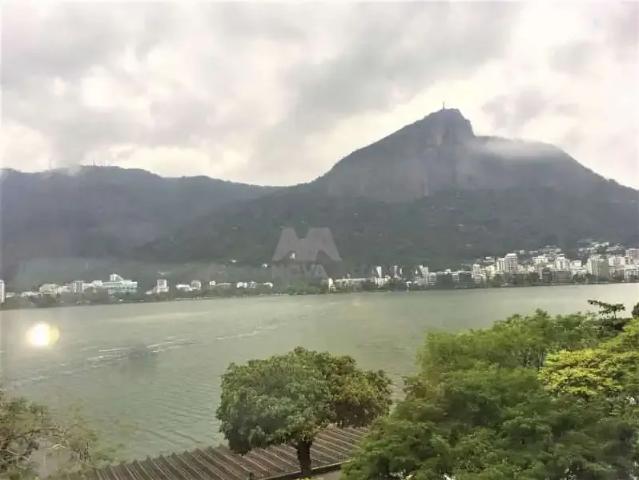 Apartamento para Venda em Rio de Janeiro/RJ Lagoa 3 Quartos