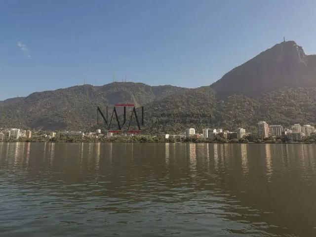 Apartamento para Venda em Rio de Janeiro/RJ Lagoa 3 Quartos