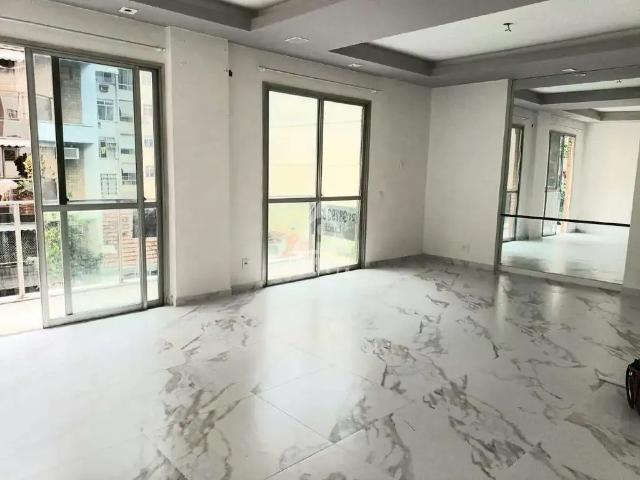 Apartamento para Venda em Rio de Janeiro/RJ Lagoa 3 Quartos