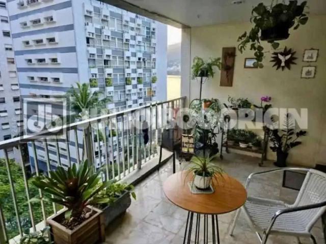 Apartamento para Venda em Rio de Janeiro/RJ Lagoa 3 Quartos