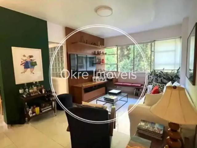 Apartamento para Venda em Rio de Janeiro/RJ Lagoa 3 Quartos