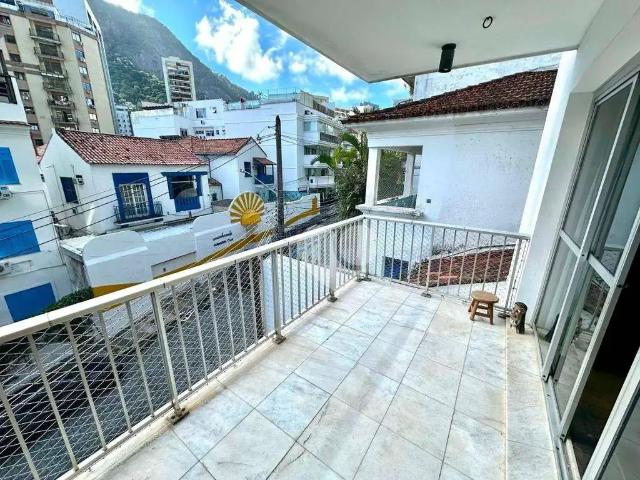 Apartamento para Venda em Rio de Janeiro/RJ Lagoa 3 Quartos