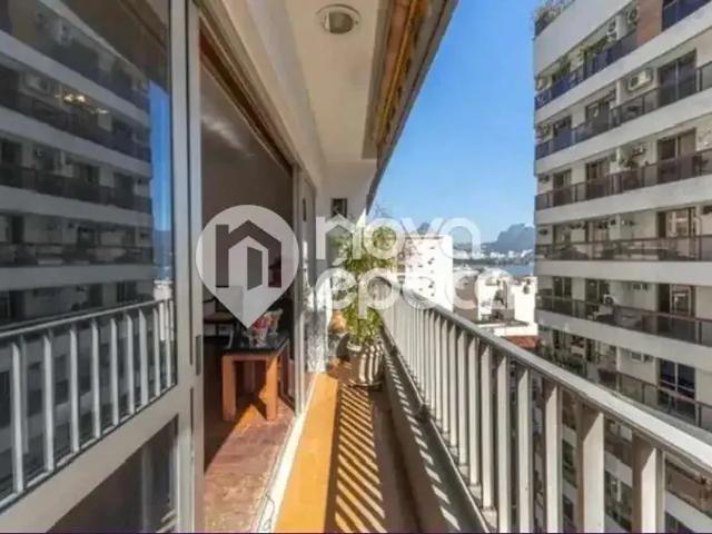 Apartamento para Venda em Rio de Janeiro/RJ Lagoa 4 Quartos