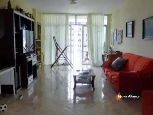 Apartamento para Venda em Rio de Janeiro/RJ Lagoa 4 Quartos