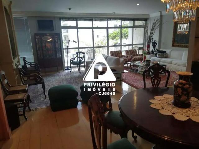 Apartamento para Venda em Rio de Janeiro/RJ Lagoa 4 Quartos