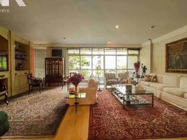 Apartamento para Venda em Rio de Janeiro/RJ Lagoa 4 Quartos