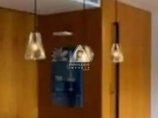 Apartamento para Venda em Rio de Janeiro/RJ Lagoa 4 Quartos