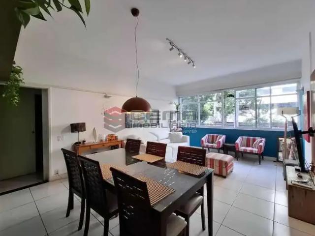 Apartamento para Venda em Rio de Janeiro/RJ Laranjeiras 3 Quartos