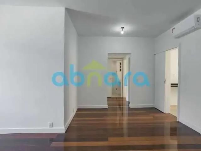 Apartamento para Venda em Rio de Janeiro/RJ Laranjeiras 3 Quartos