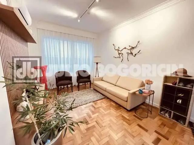 Apartamento para Venda em Rio de Janeiro/RJ Leblon 2 Quartos