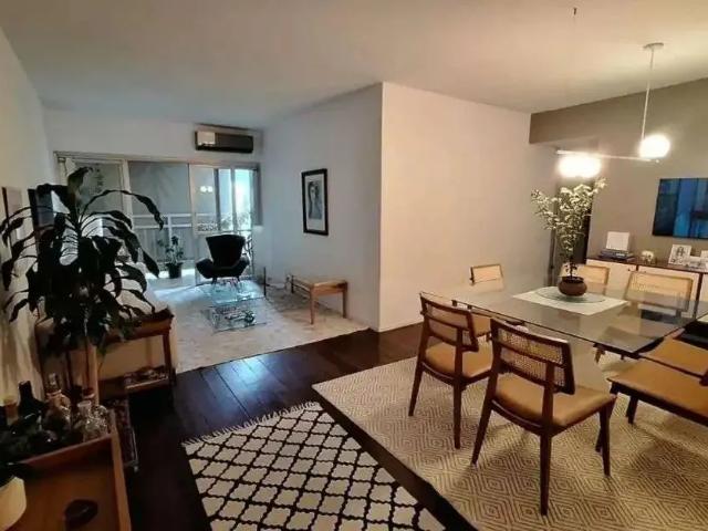 Apartamento para Venda em Rio de Janeiro/RJ Leblon 3 Quartos