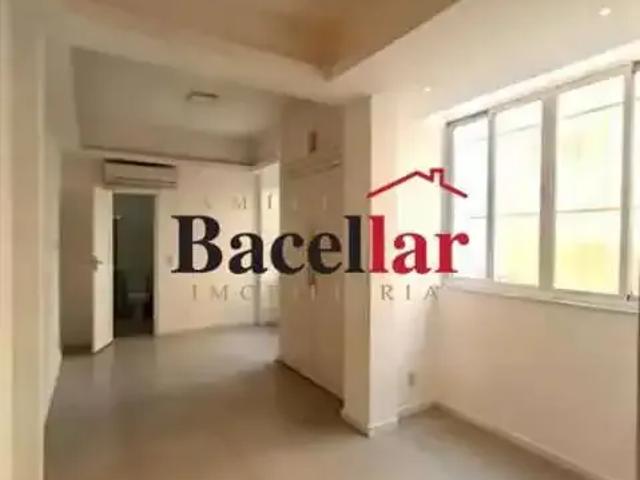 Apartamento para Venda em Rio de Janeiro/RJ Leblon 3 Quartos