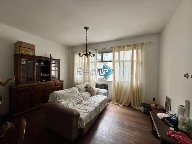 Apartamento para Venda em Rio de Janeiro/RJ Leblon 3 Quartos